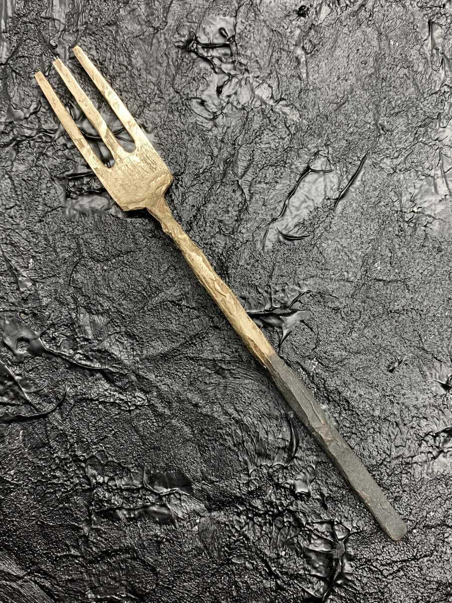 CANNIBAL DESSERT FORK BRONCE – OSS